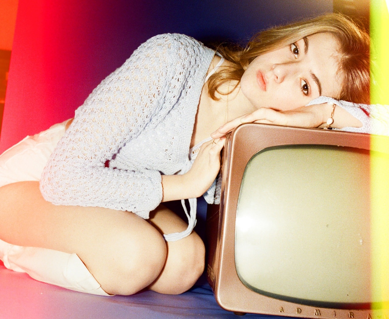 Ava Valianti Laugh Track Unveils Raw Self-Doubt With a Twist - Groover City